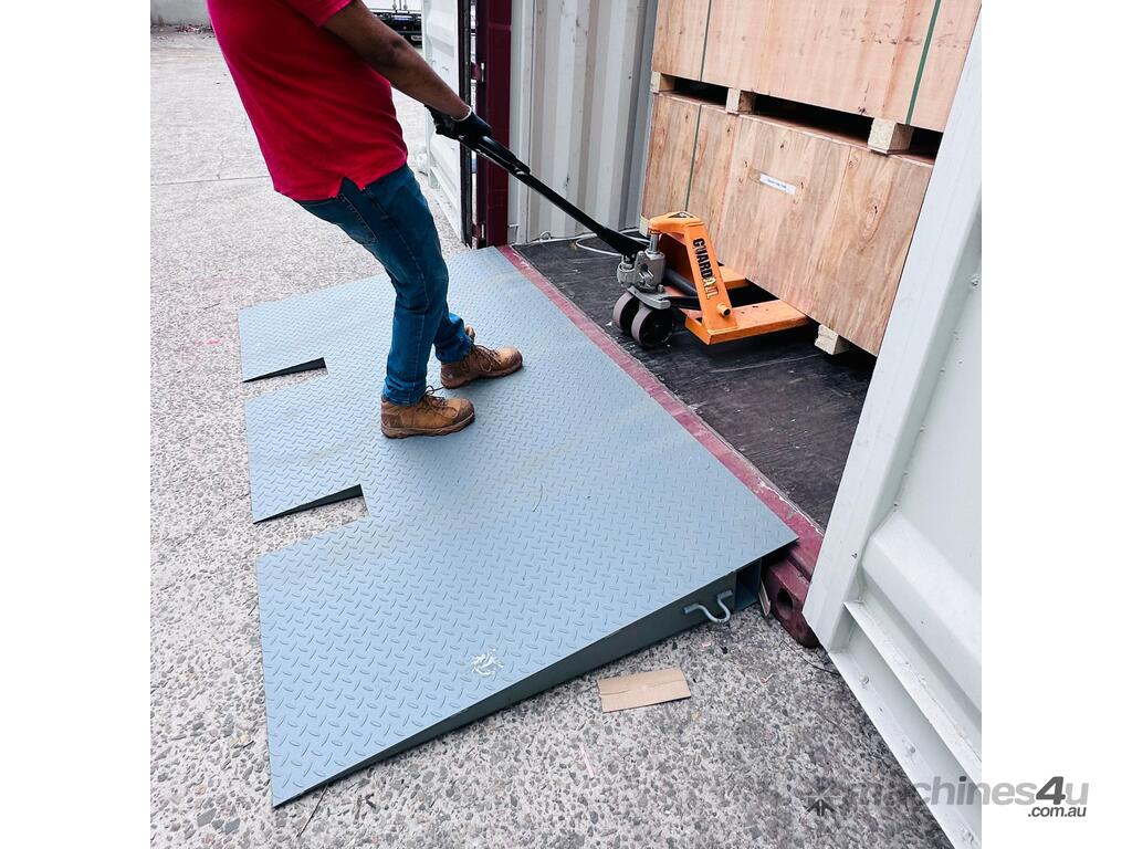 New Tools Galore 8-Tonne Steel Container Ramp Ramps & Loading (1052023)
