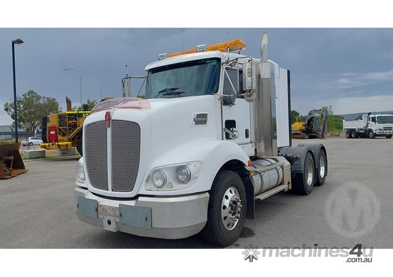 Buy Used Kenworth T403 Trucks (1062223) - Listed on Machines4u