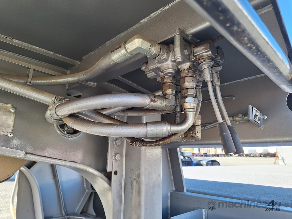 Buy Used 2005 tidd PC25 Trailers (1108123) - Listed on Machines4u