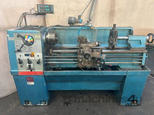 Used colchester MASTER 2500 Gap Bed Lathes (1128923) - Listed on Machines4u