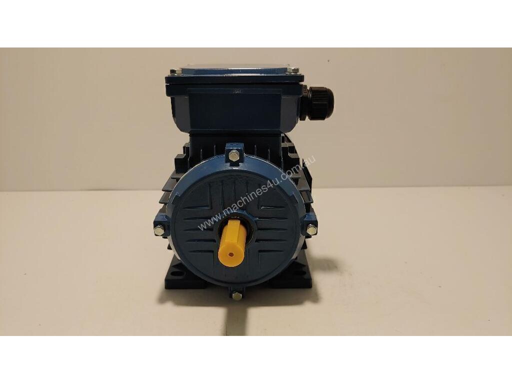 Used EMT MOTORS EMT Motors - Three Phase Motor - e-Drive - Type Y2A631 ...