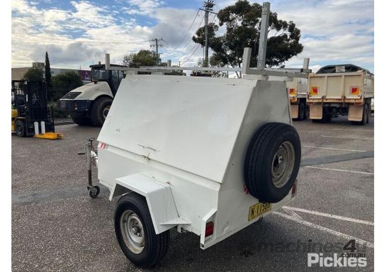 Buy Used home made 1980 Homemade Box Trailer in , - Listed on Machines4u