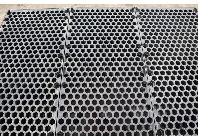 Used Drum Platform Bund Large Drip Spill Containment Drum Platform Bund ...