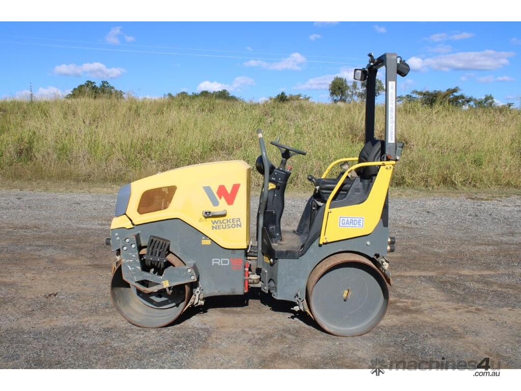 Used 2018 wacker neuson RD18-100 Roller Compactors (1127324)