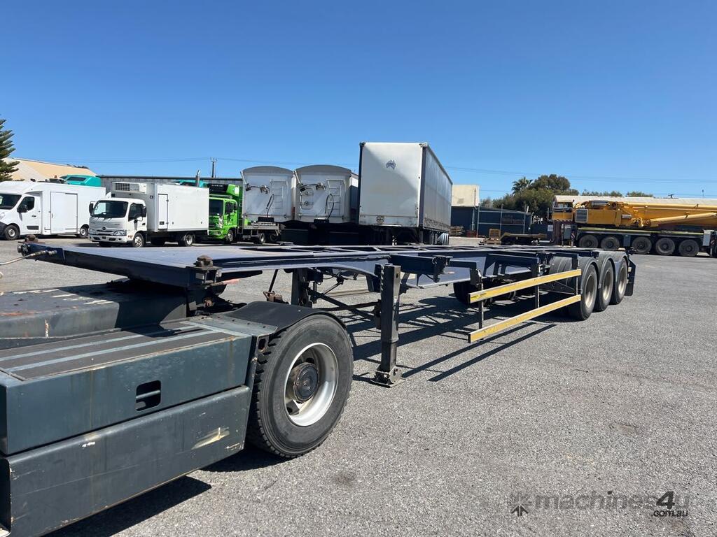 Buy Used 2021 Midland 2021 Midland ST-3 Tri Axle Skel Trailer ...
