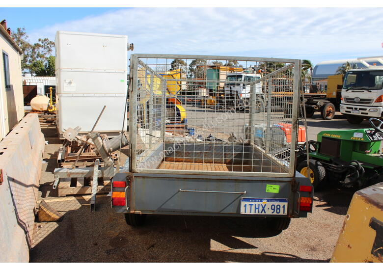 Buy Used 2007 loadstar Loadstar 2007 Box Top Trailer Box Trailer in ...