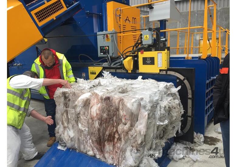 New pam PAM TR200 Two Ram Horizontal Baler Pressing force of up to 185 ...