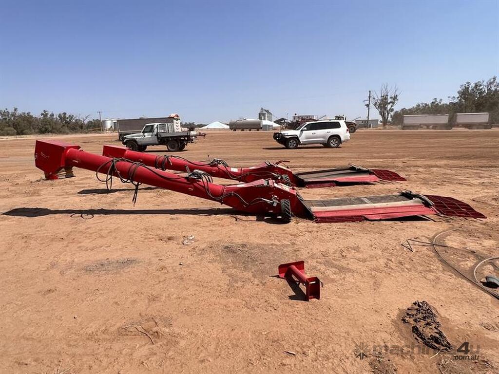 Used westfield WESTFIELD GULP 2 DRIVE OVER HOPPER Grain Augers in MOREE ...
