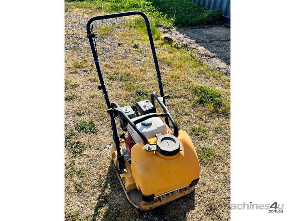 Used 2010 CHICAGO USA PLATE COMPACTOR 2010 CHICAGO USA PLATE COMPACTOR ...