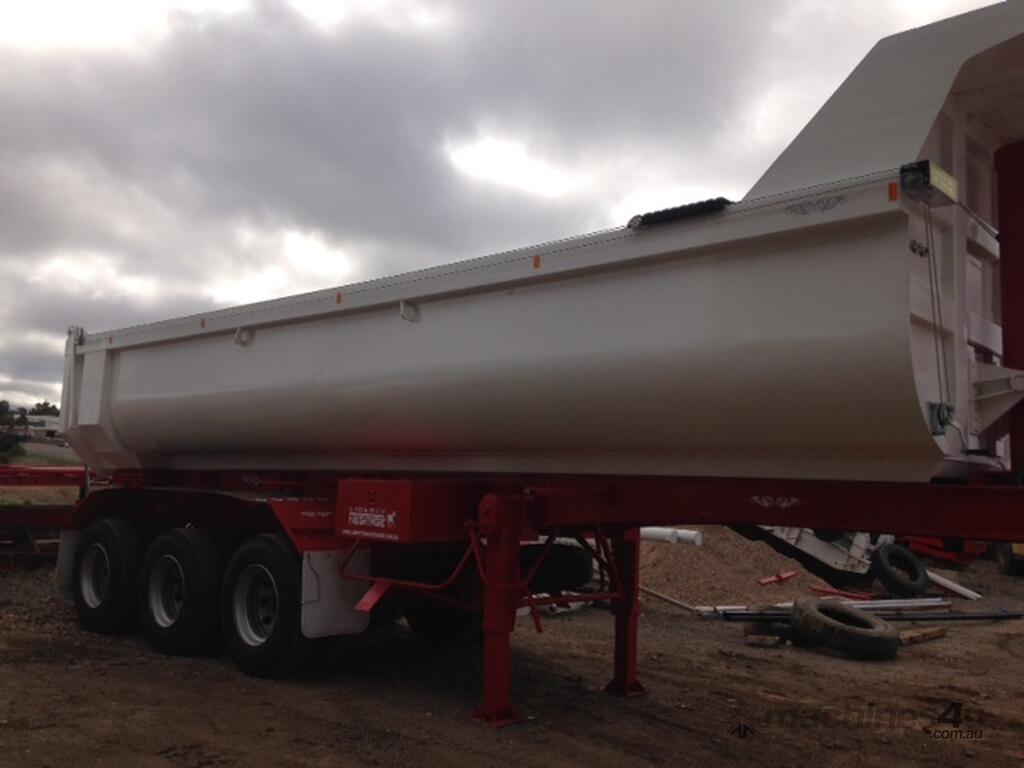 Buy New 2023 freightmore BRAND NEW Freightmore Chassis REAR Tipper ...