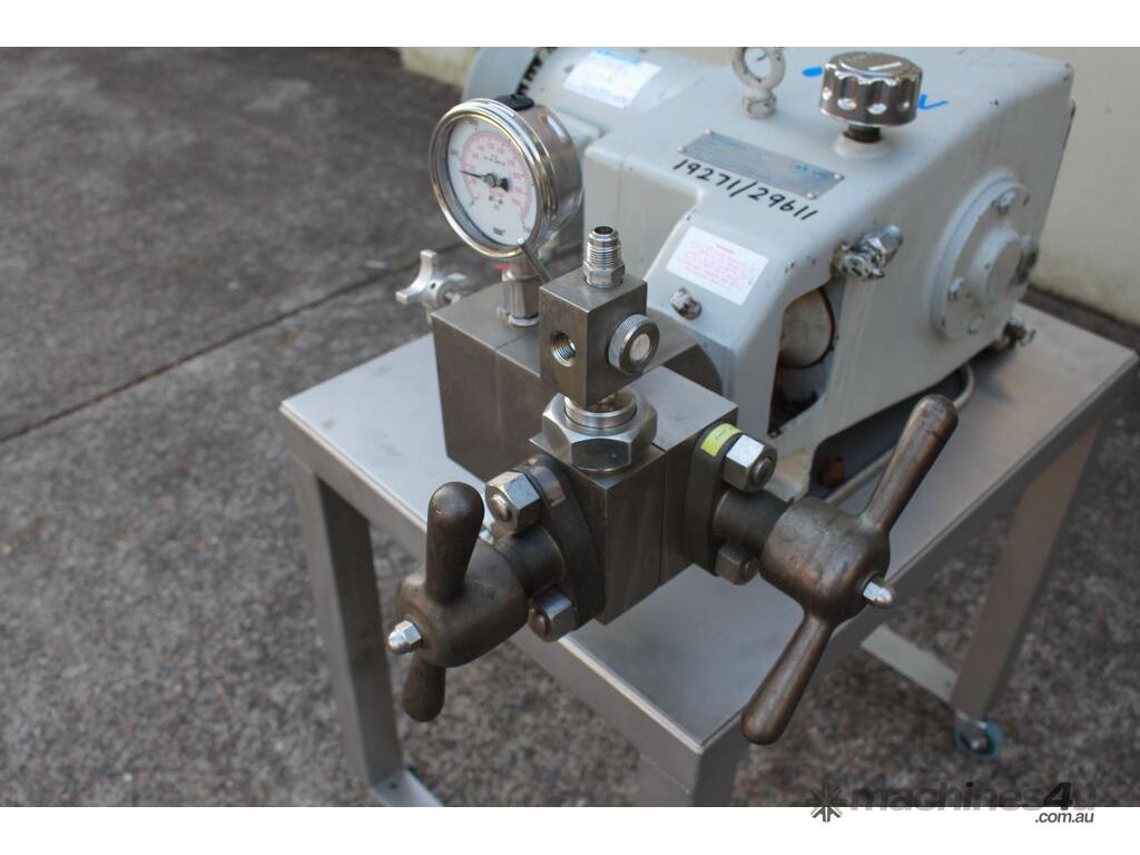 used apv Laboratory Two Stage Homogenizer Homogenizer in CONDELL PARK, NSW