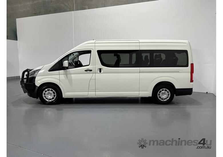 Buy New 2020 Toyota 2020 Toyota Hiace SLWB Commuter 12 Seats Diesel ...