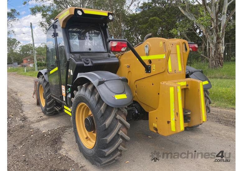 Used 2013 Caterpillar TH407 Telehandler in , - Listed on Machines4u