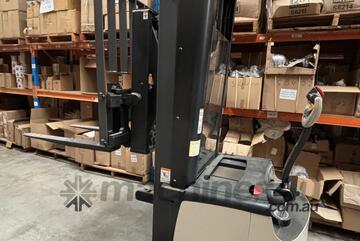 CROWN shr-5500 Reach Trucks - New and Used CROWN shr-5500 Reach Trucks ...