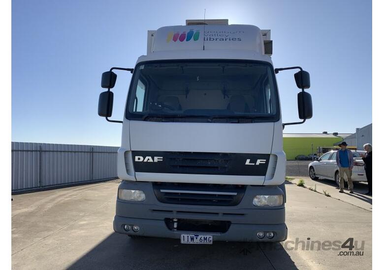 Buy Used 2010 daf 2010 DAF 55 280 Mobile Library Truck Trucks (1053626 ...