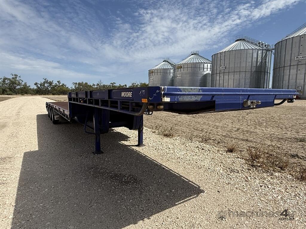 Buy Used 2007 moore 2007 MOORE 48FT DROP DECK TRAILER Trailers (1205126)