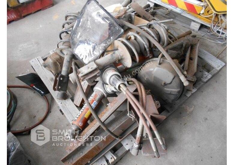 Buy Used PALLET COMPRISING OF VE COMMODORE PARTS Truck Parts in ...