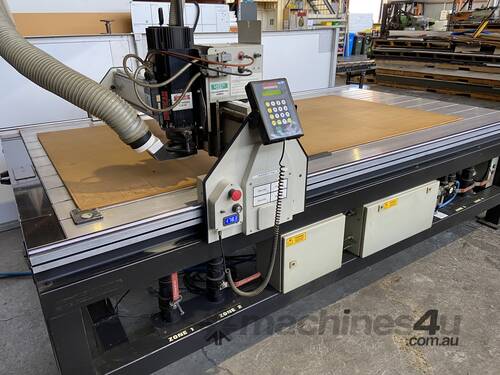 Used multicam CNC flatbed router Multicam 2440 x 1220 Flatbed Nesting CNC in Listed on Machines4u