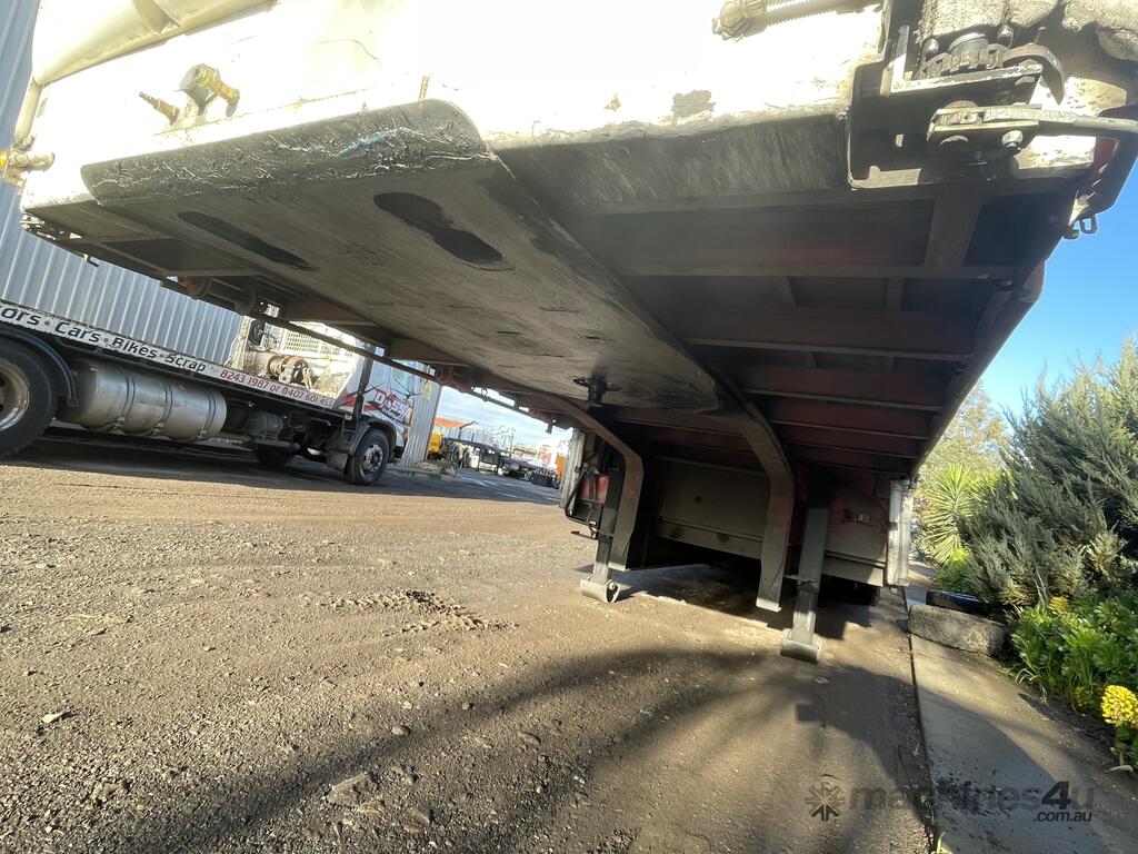 Buy New 19992001 maxi trans 1999 2001 Maxitrans B Double Curtainsider Double Drop Deck ...