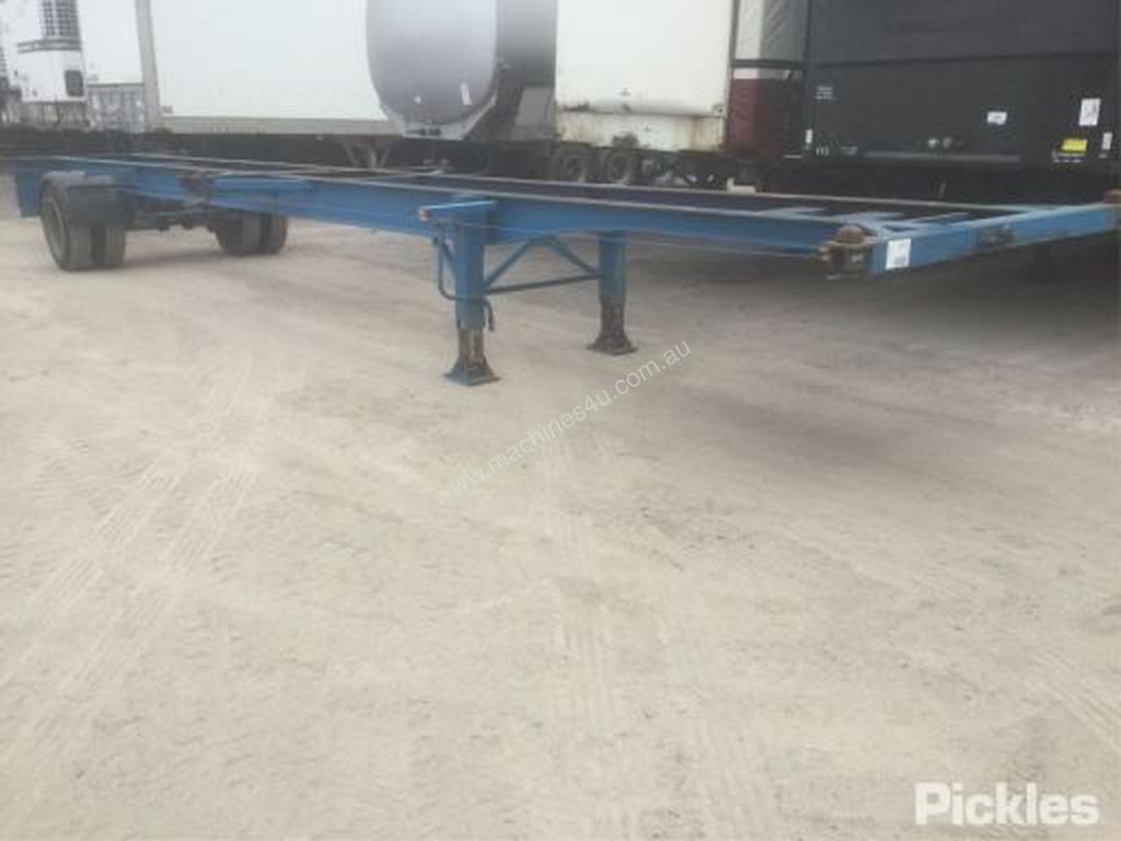 Buy Used perry 2010 Perry Box Trailer in , - Listed on Machines4u