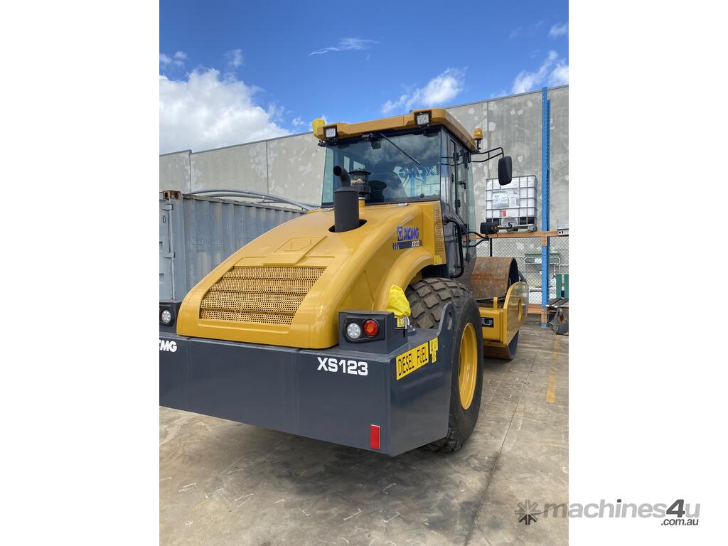 New 2022 xcmg XS123 Roller Drum (767827)