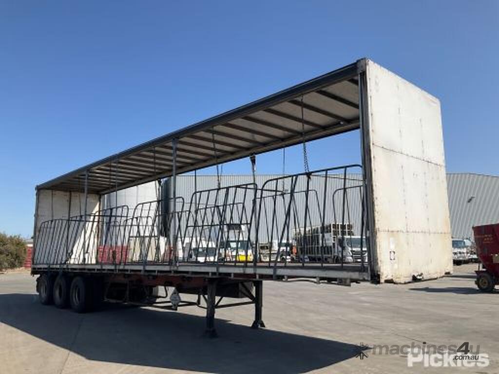 Buy Used 1994 barker HEAVY DUTY TRIAXLE Tipper Trucks in , - Listed on ...