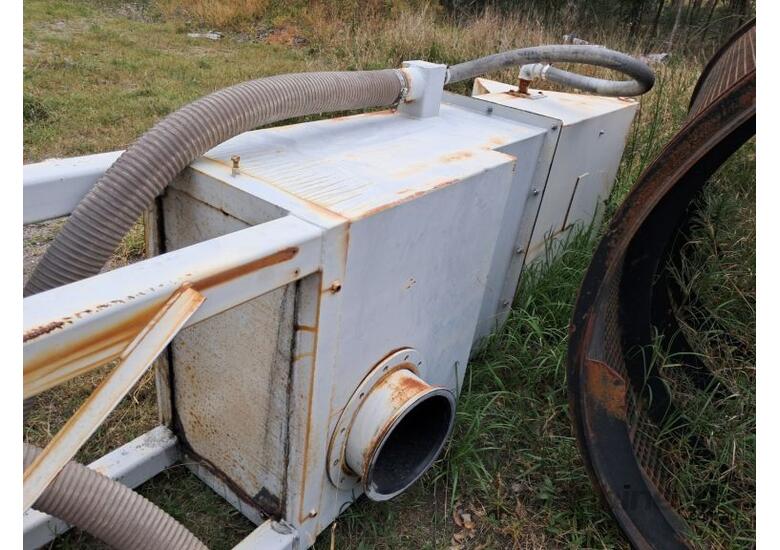 Used Extraction Box On Stand (1054128) - Listed on Machines4u