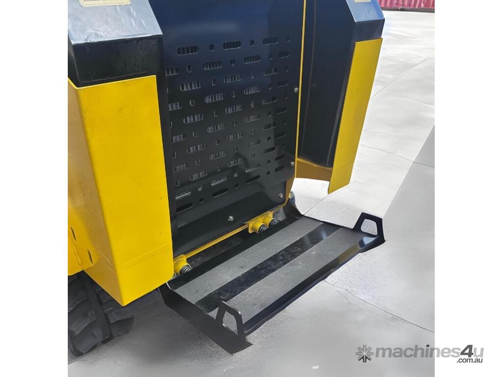 New Tools Galore Fossa Mini Loader Skid Steer M24 Diesel Engine ...