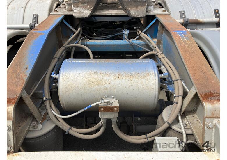 Buy Used 2000 consultrans 2000 Consultrans Tri Axle Drop Deck ...