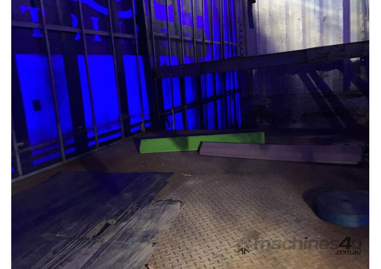 Buy Used 2000 consultrans 2000 Consultrans Tri Axle Drop Deck ...