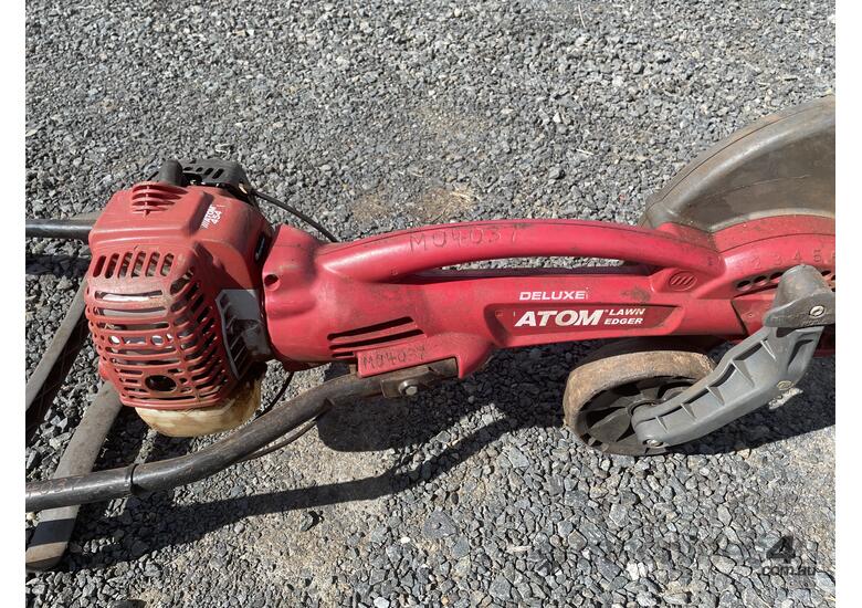 Used Atom 454 Deluxe Lawn Edger Turf Edger (1104328) - Listed on Machines4u