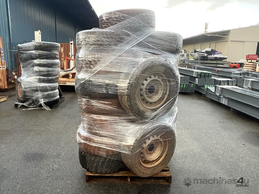 Buy Used Pallet of Assorted Rims and Tyres Truck Rims (1119728 ...