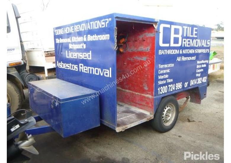 Buy Used Polmac Trailers 2004 Polmac Trailers Box Trailer in , - Listed ...