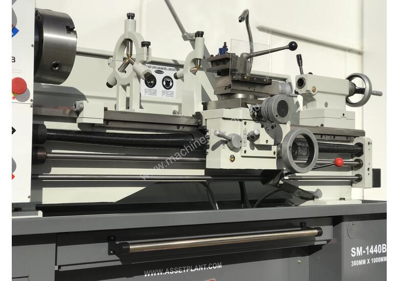 New 2020 steelmaster 364mm x 1000mm 51mm Bore 240V Metal Lathe Loaded ...