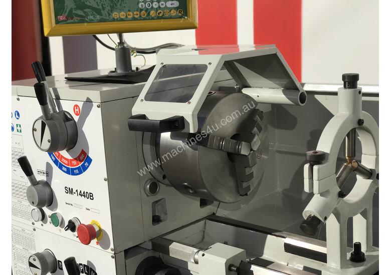 New 2020 steelmaster 364mm x 1000mm 51mm Bore 240V Metal Lathe Loaded ...