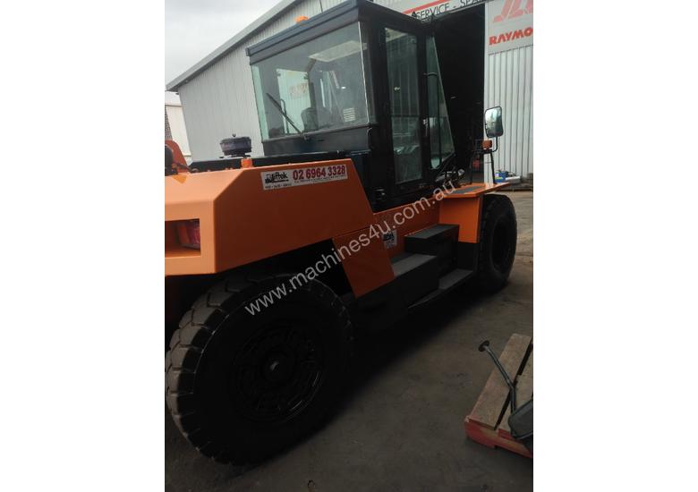 Used 2008 Toyota 16 ton TOYOTA FORKLIFT diesel container handler Empty ...
