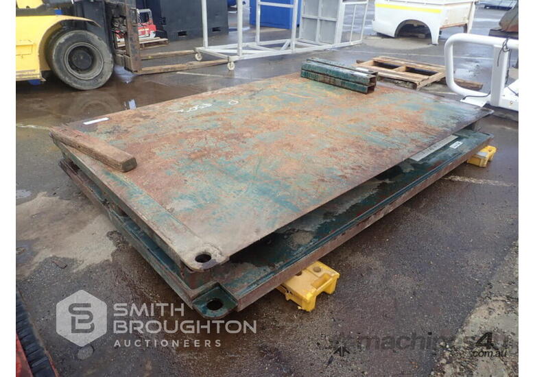 Buy Used 2017 MEDIUM DUTY SHORING BOX Truck Engine Parts in , - Listed ...