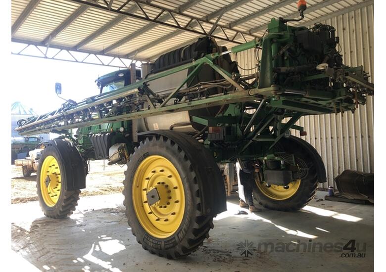 Used 2018 John Deere R4045 Boom Sprayer in , - Listed on Machines4u