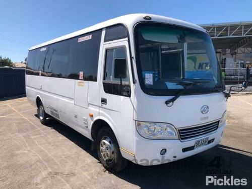 Buy Used higer R-SERIES Coaches in , - Listed on Machines4u