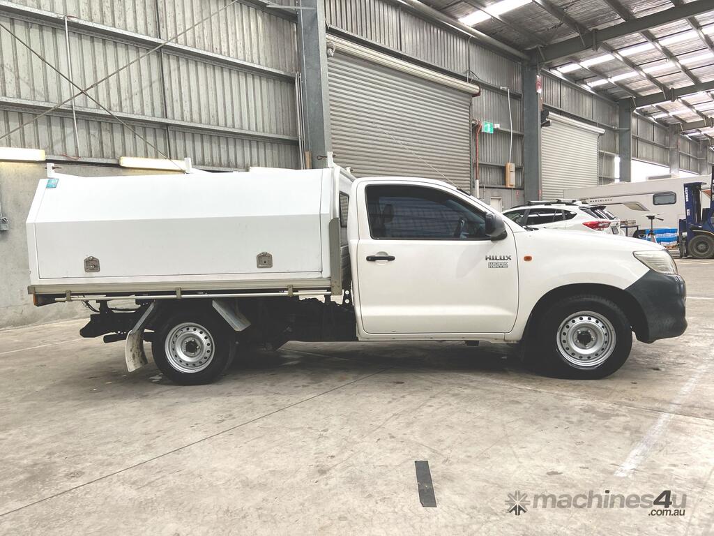 Buy Used 2012 Toyota 2012 Toyota Hilux Workmate Petrol Utes in ...