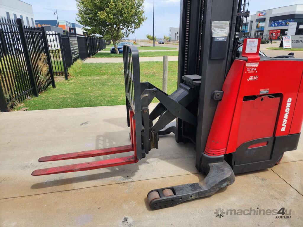 Used 2009 raymond Toyota Raymond 1 6T Reach Truck- New Battery Reach ...