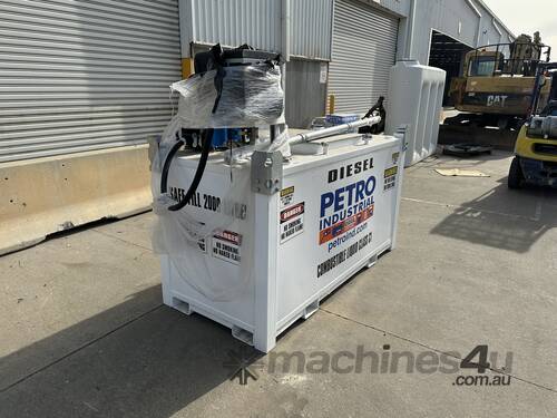 Used 1 X 2000lt Diesel Fuel Cell (1119103) - Listed on Machines4u