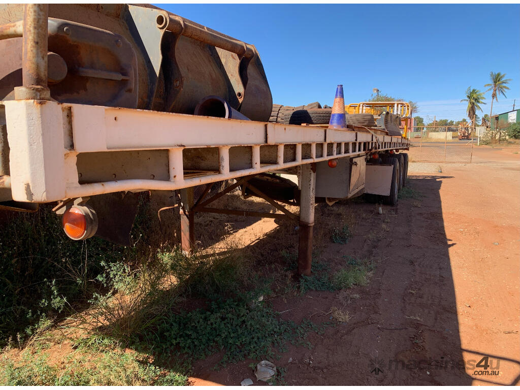 Buy Used 1972 freighter 1972 Freighter Pacemaker 40ft Flat Top Trailer ...