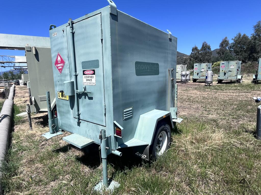 Buy Used 2004 Crowe Engineering 2004 Crowe Engineering Enclosed Box ...