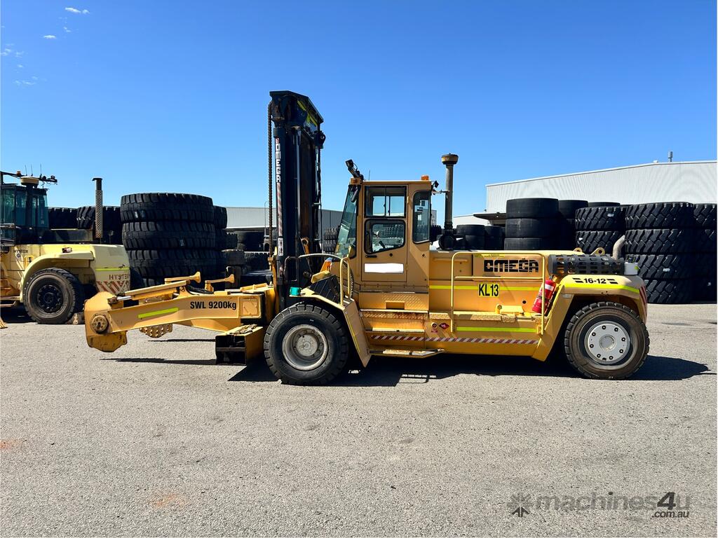 Used omega 2011 Omega 16-12W with Cascade Tyre Handler (1201003)