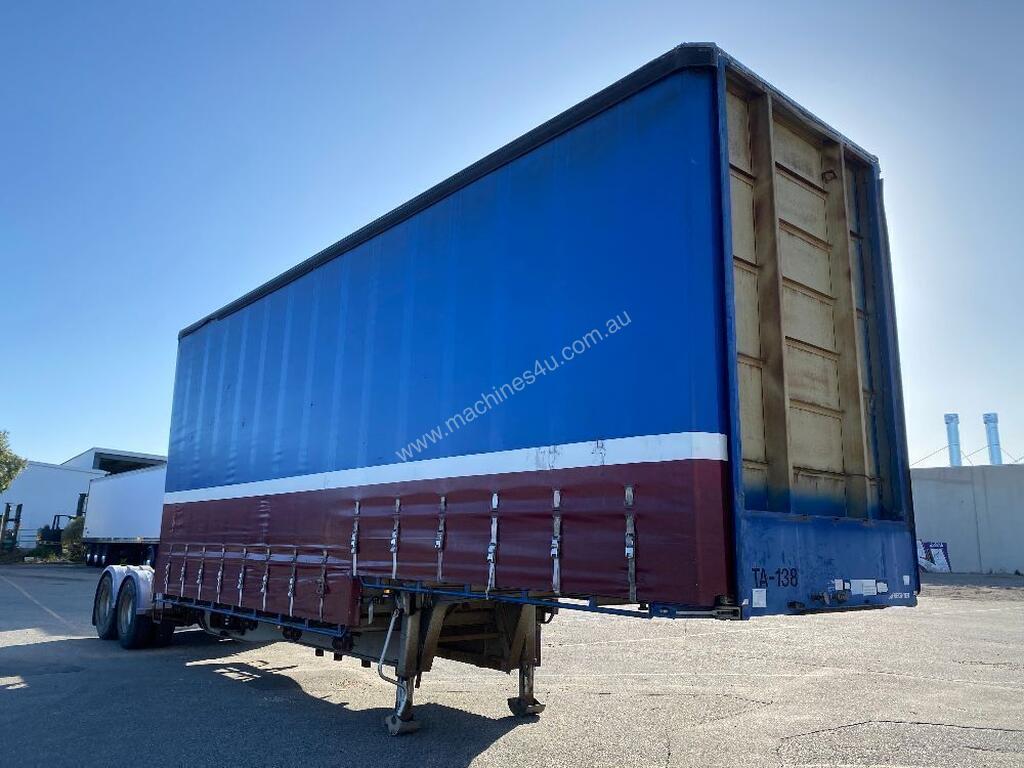 Buy Used 2004 maxitrans ST-2 Tautliner Trailer in , - Listed on Machines4u