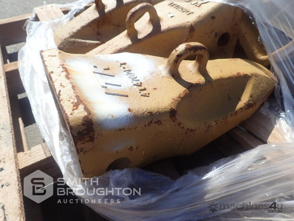 Used PALLET COMPRISING OF 700 SERIES BUCKET TEETH UNUSED Bucket Teeth ...