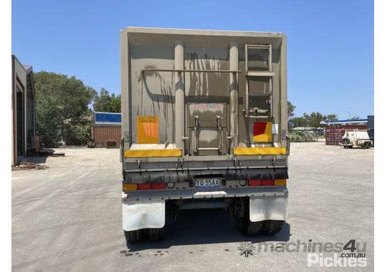 Buy Used 2008 lusty ems Tan Semi Tipper Water Trucks in , - Listed on Machines4u