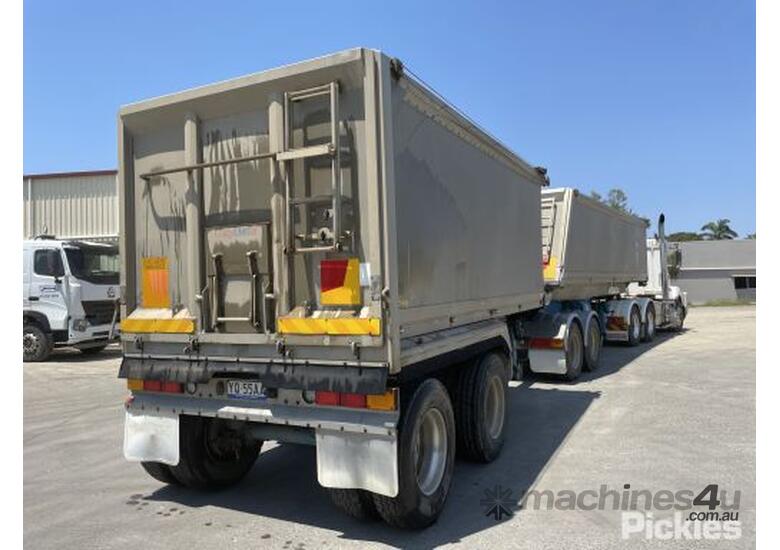 Buy Used 2008 lusty ems Tan Semi Tipper Water Trucks in , - Listed on Machines4u