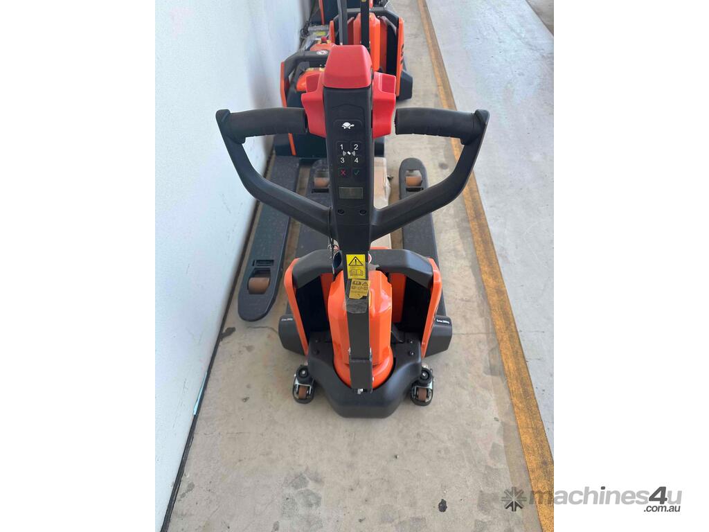 New un PTE15N Powered Pallet Trucks (941903)